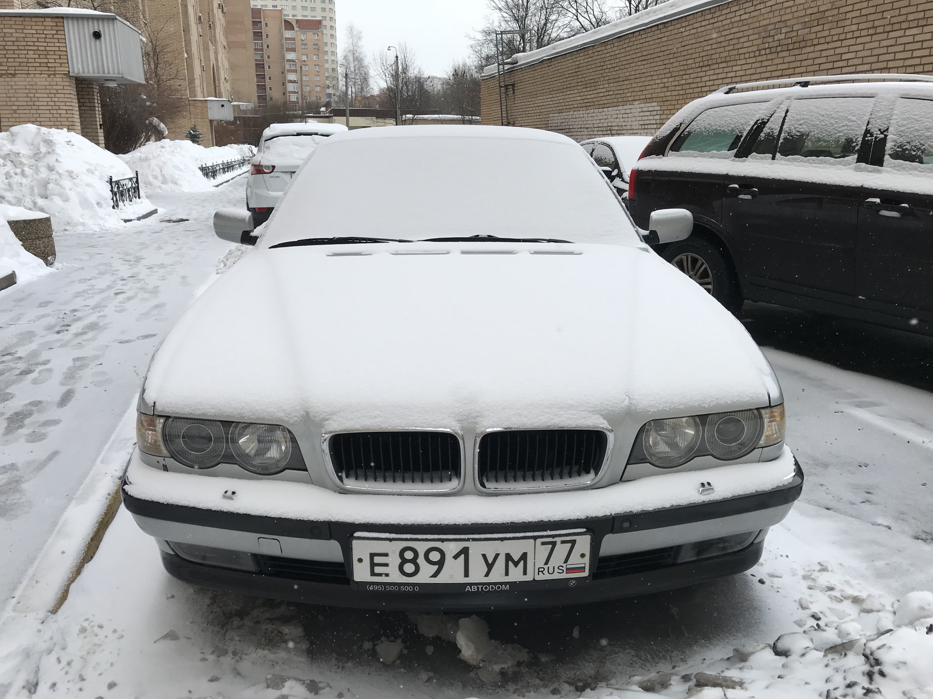 Ей 19! — BMW 7 series (E38), 4,4 л, 1999 года | наблюдение | DRIVE2