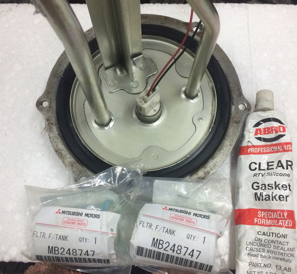 Замена топливного грубой очистки — Mitsubishi Pajero Sport (2G), 2,5 л ...