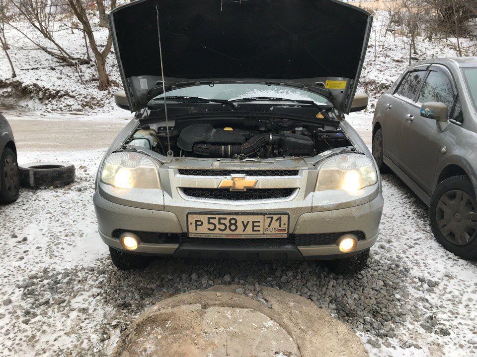 Лампы ближнего света. — Chevrolet Niva, 1,7 л, 2015 года | своими ...