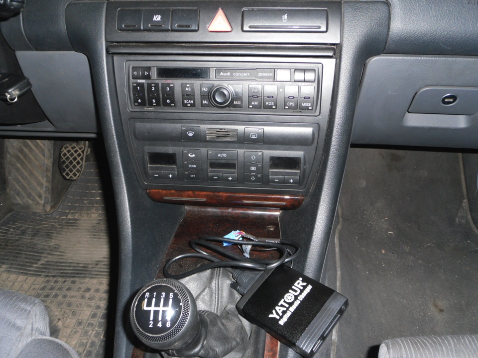 Установка YATOUR — Audi A6 (C5), 2,5 л, 1998 года | автозвук | DRIVE2