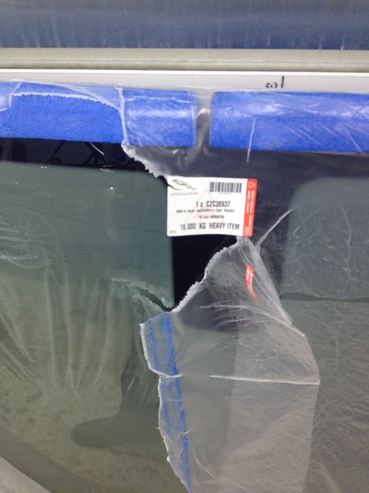 C2C38937 СТЕКЛО-ВЕТРОВОЕ (D) Jaguar Land Rover | Запчасти на DRIVE2