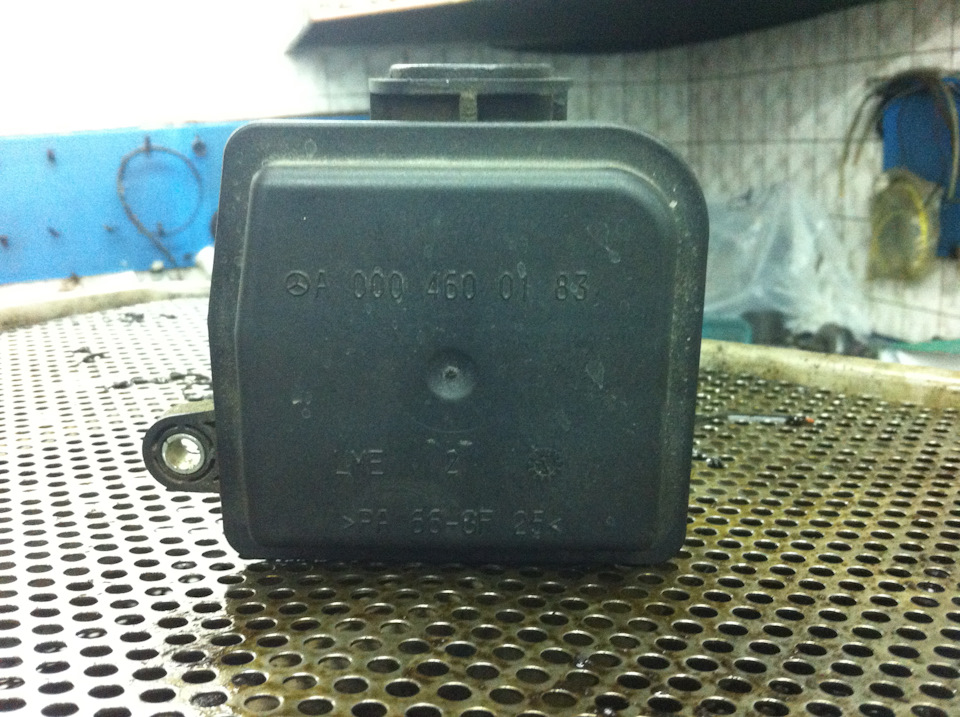 A0004600183 Бачок масляный гур Mercedes | Запчасти на DRIVE2