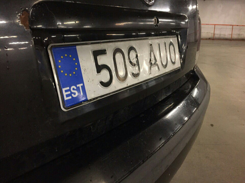 3. Номера, подсветка номера, салон — Volkswagen Passat B5, 1,8 л, 2000 ...
