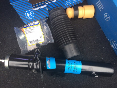 6403343 Опора шаровая. Передний нижний. Левая / Правая сторона SASIC ...