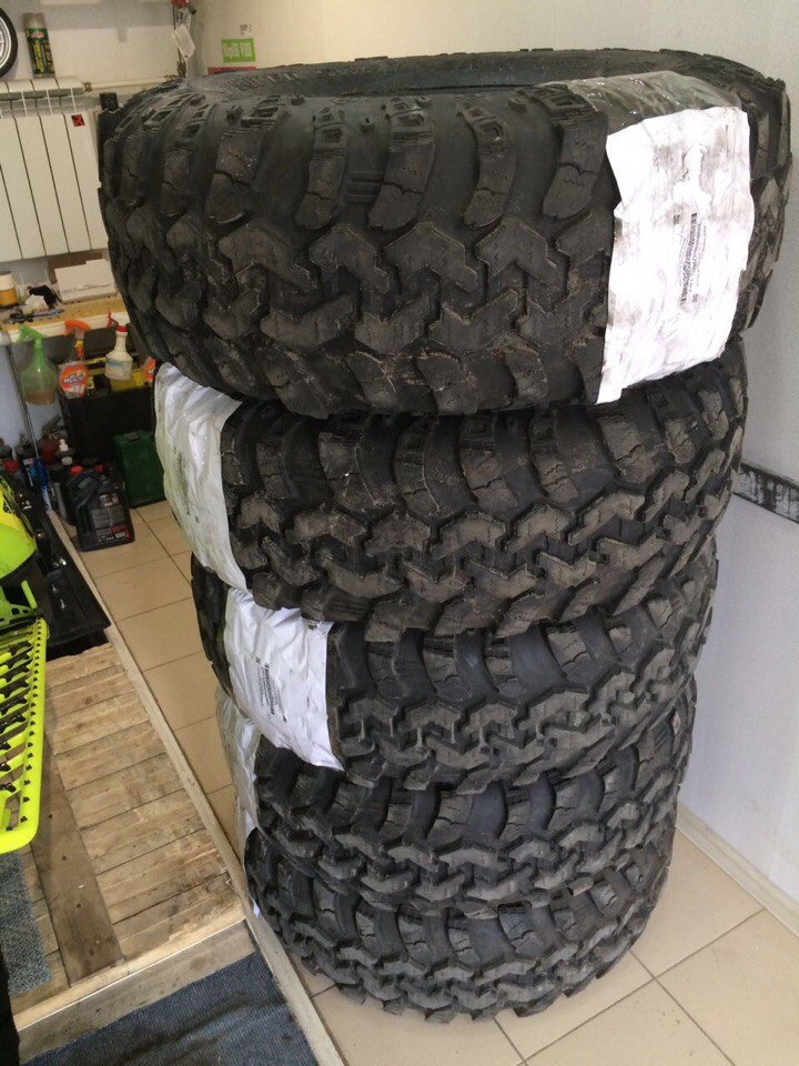 Interko Super Swamper Irok 36/13.5/16 — Nissan Patrol GR I (Y60), 4,2 л ...