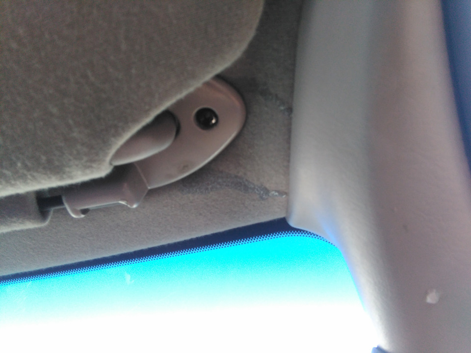 Пришла капель… с люка — Lincoln Navigator (1G), 5,4 л, 2001 года ...