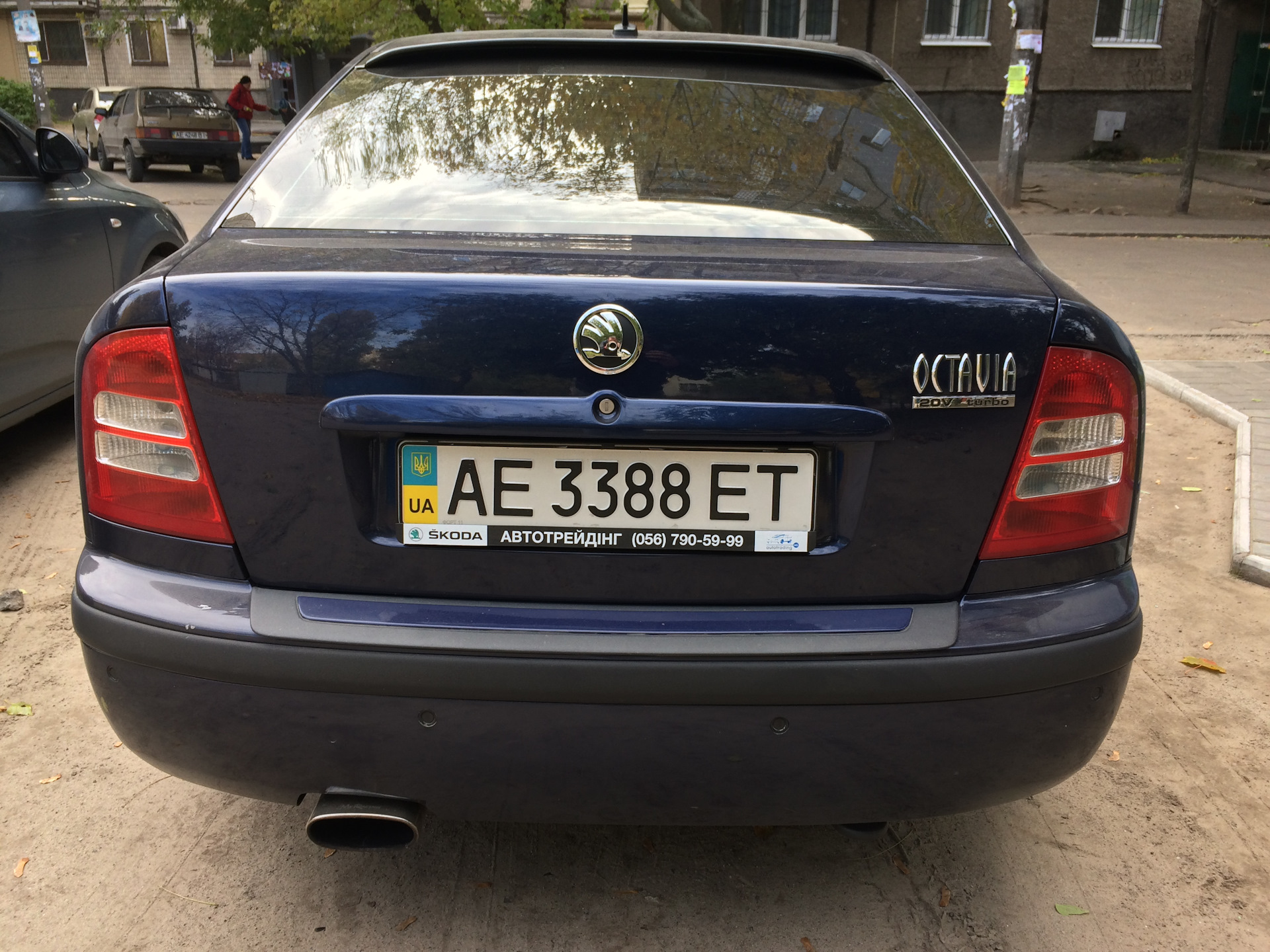 Значки нового образца. — Skoda Octavia A4 Mk1, 1,8 л, 2000 года ...