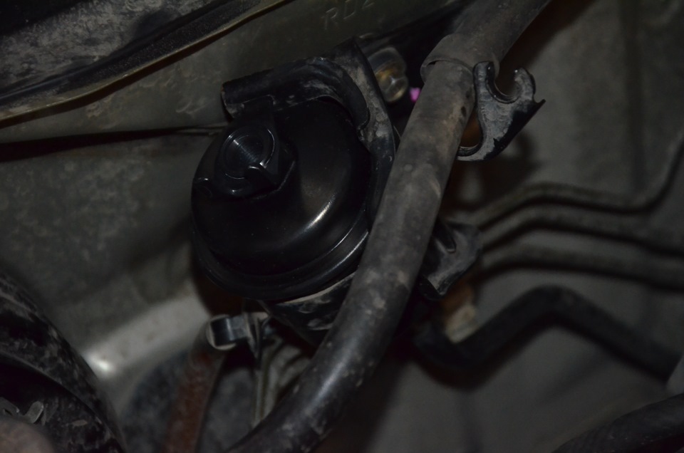Замена топливного фильтра — Honda CR-V (RD1/RD2), 2 л, 1999 года ...