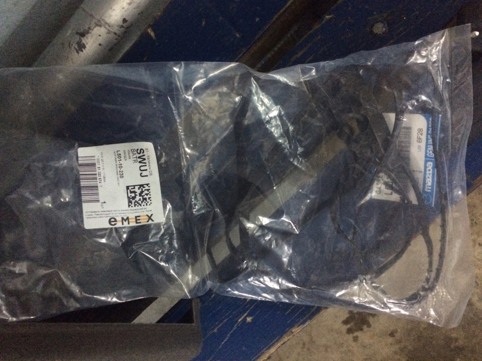 L50110230 Прокладка клапанной крышки Mazda | Запчасти на DRIVE2