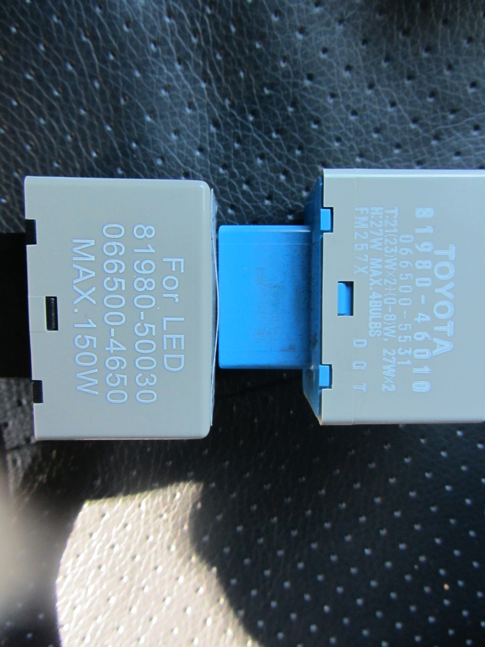 8198050030 Реле поворотов TOYOTA LEXUS | Запчасти на DRIVE2