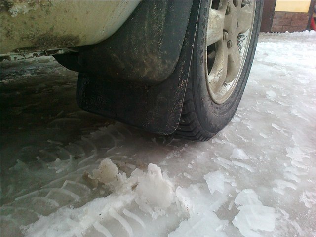 Брызговики — KIA Sportage (2G), 2 л, 2007 года | аксессуары | DRIVE2
