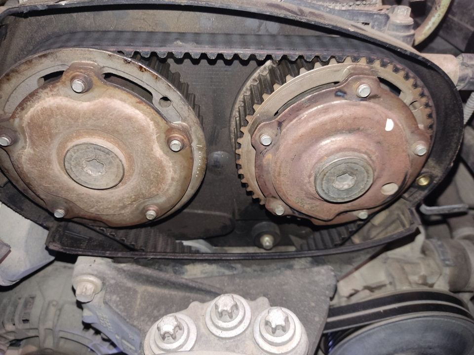 Замена прокладки маслонасоса — Opel Zafira B, 1,8 л, 2007 года | своими ...