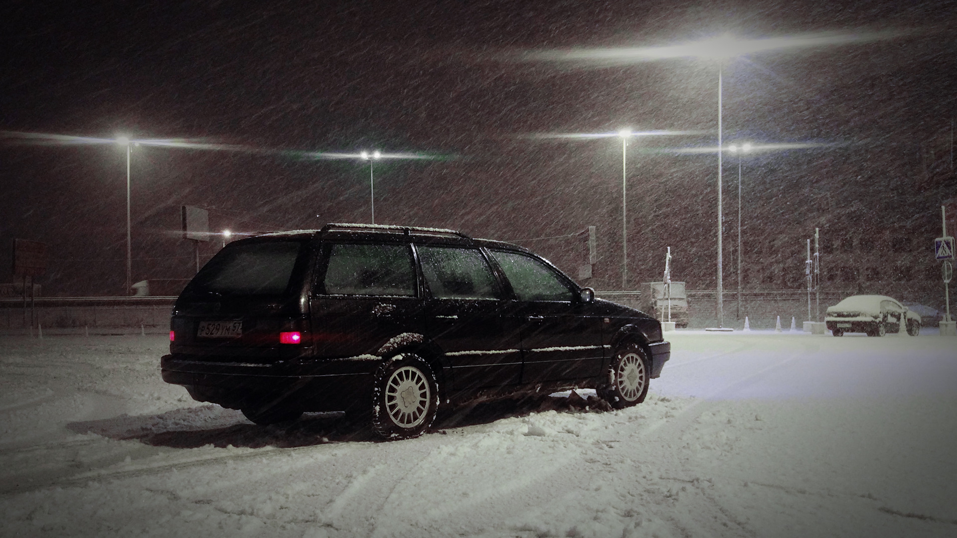 Volkswagen Passat Variant (B3) 9.9 бензиновый 1991 | B3 G60 Syncro [Kg ...