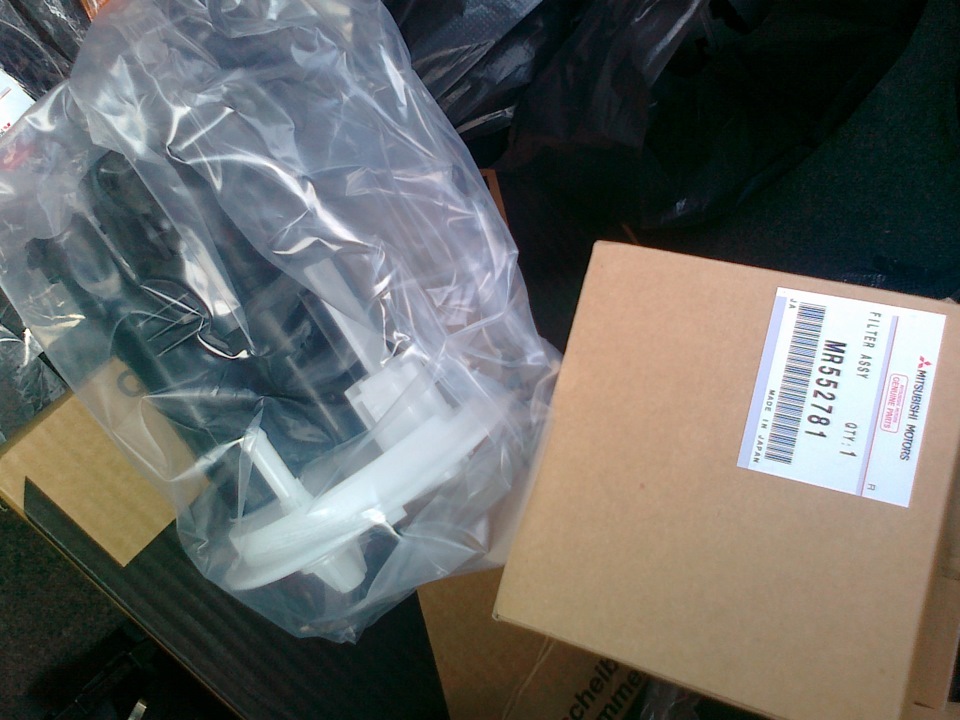 Ремонт и замена тормозных передних дисков. — Mitsubishi Lancer IX, 1,6 ...