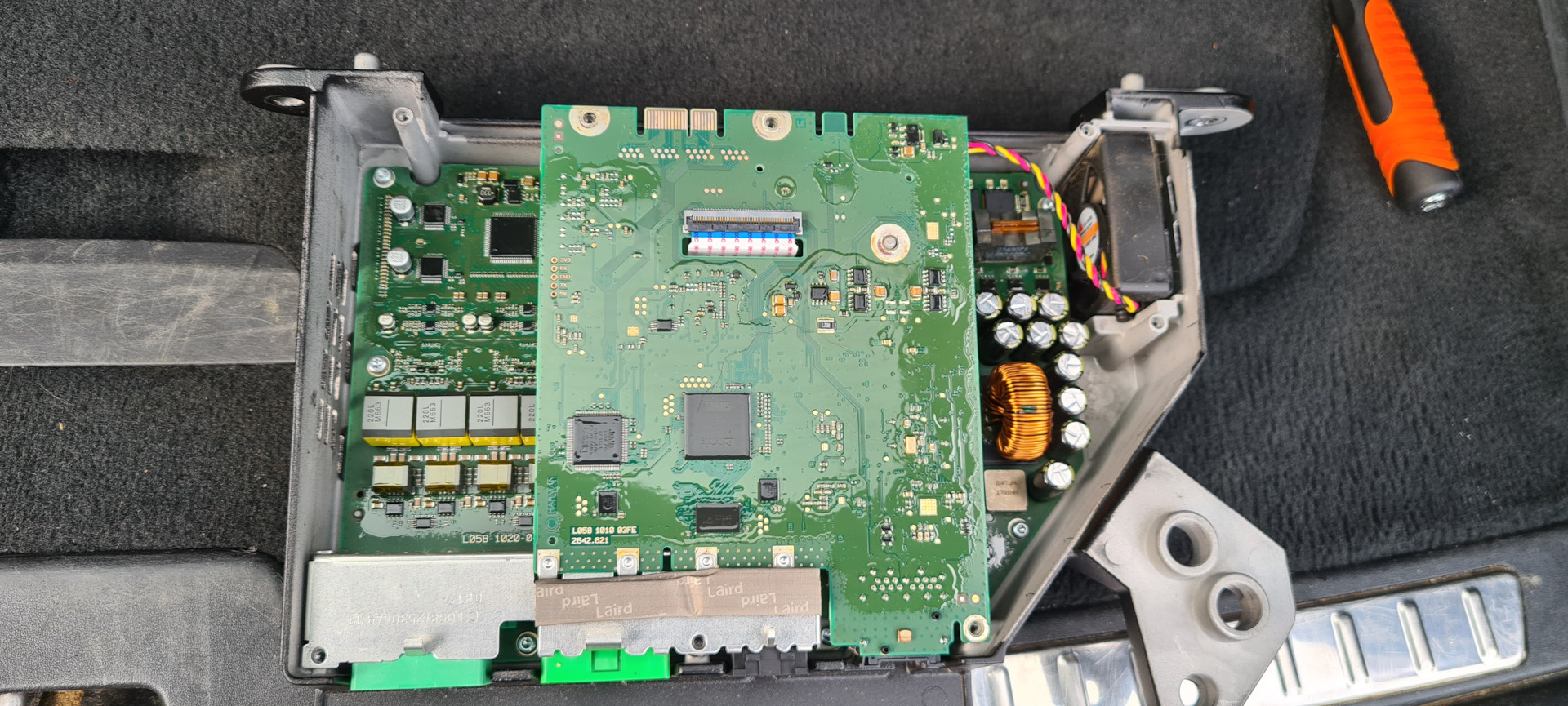 Bowers & Wilkins 1400 watt Volvo XC90. 1 часть. — Volvo XC90 (2G), 2 л ...