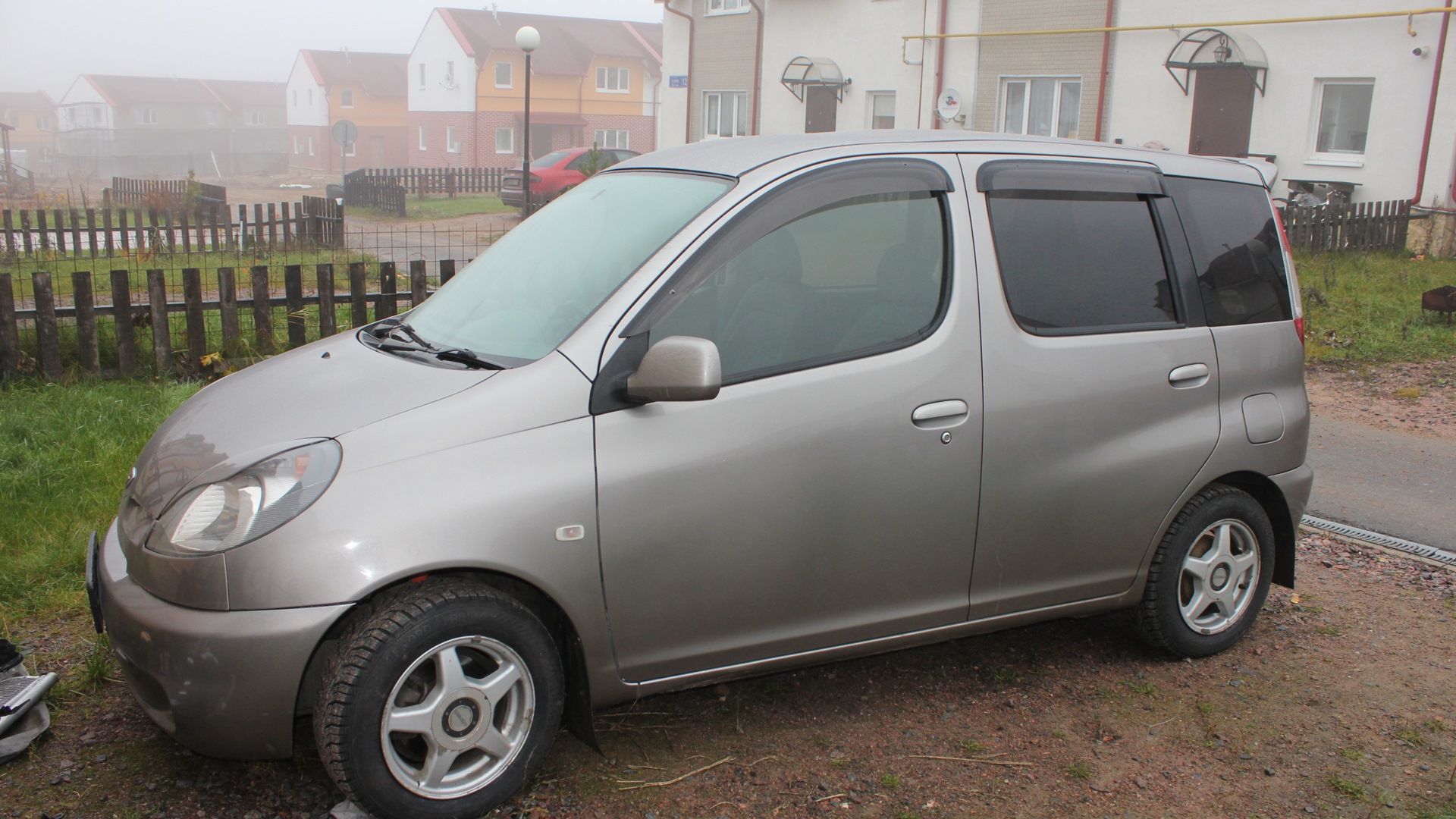 Toyota Funcargo 1.3 бензиновый 2002 | на DRIVE2