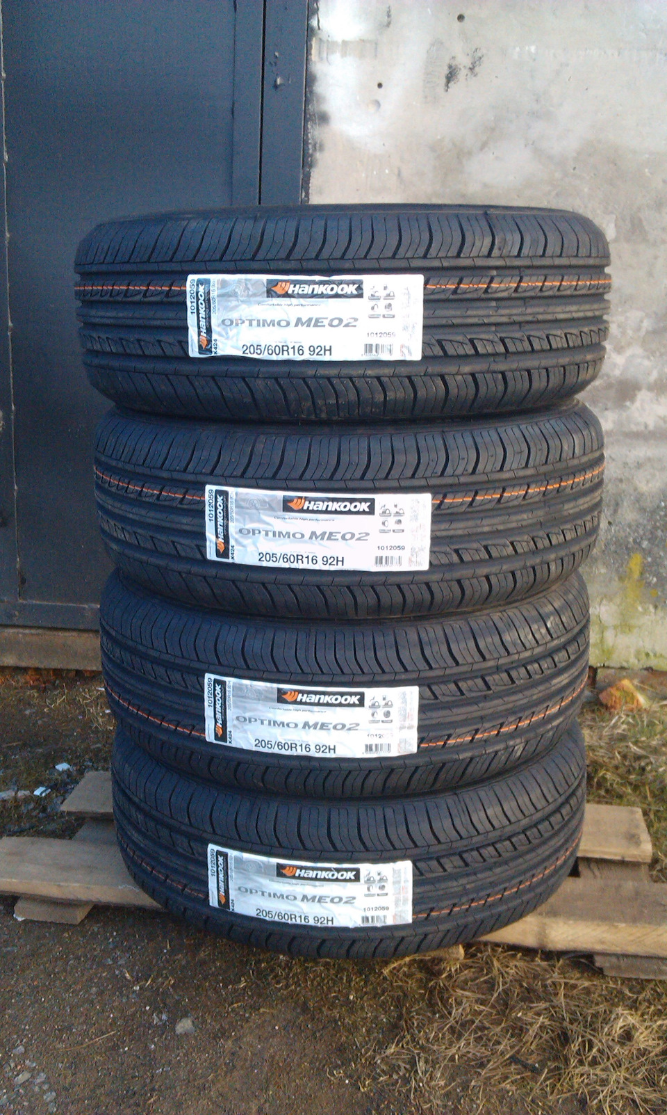 Новые летнии шины HANKOOK OPTIMO ME02 K424 205/60 R16. — Skoda Octavia A5 Mk2, 1,6 л, 2008 года ...