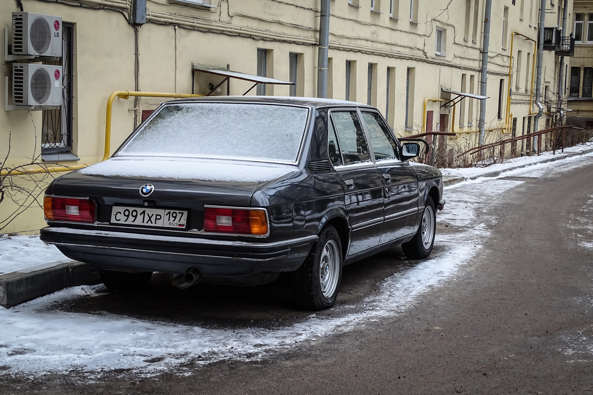 Фото после — BMW 5 series (E12), 2,5 л, 1981 года | фотография | DRIVE2
