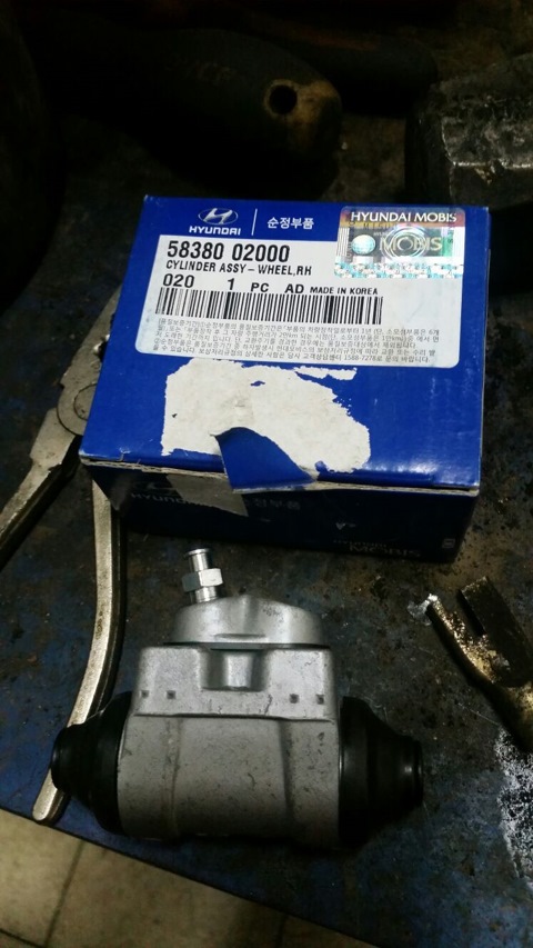 5838002000 Цилиндр тормозной заднего правого колеса KIA HYUNDAI ...