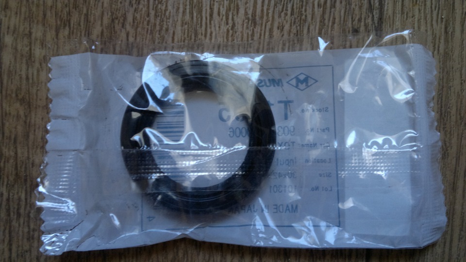 Сальники двигателя и коробки передач — Toyota Celica (200), 2 л, 1997 ...