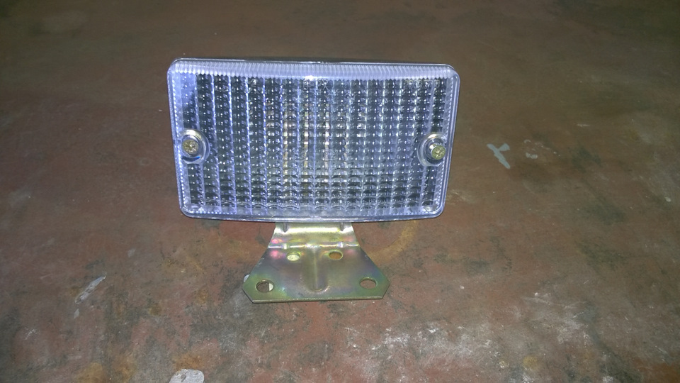 Дополнительный фонарь заднего хода — Lada 21054, 1,6 л, 2010 года ...