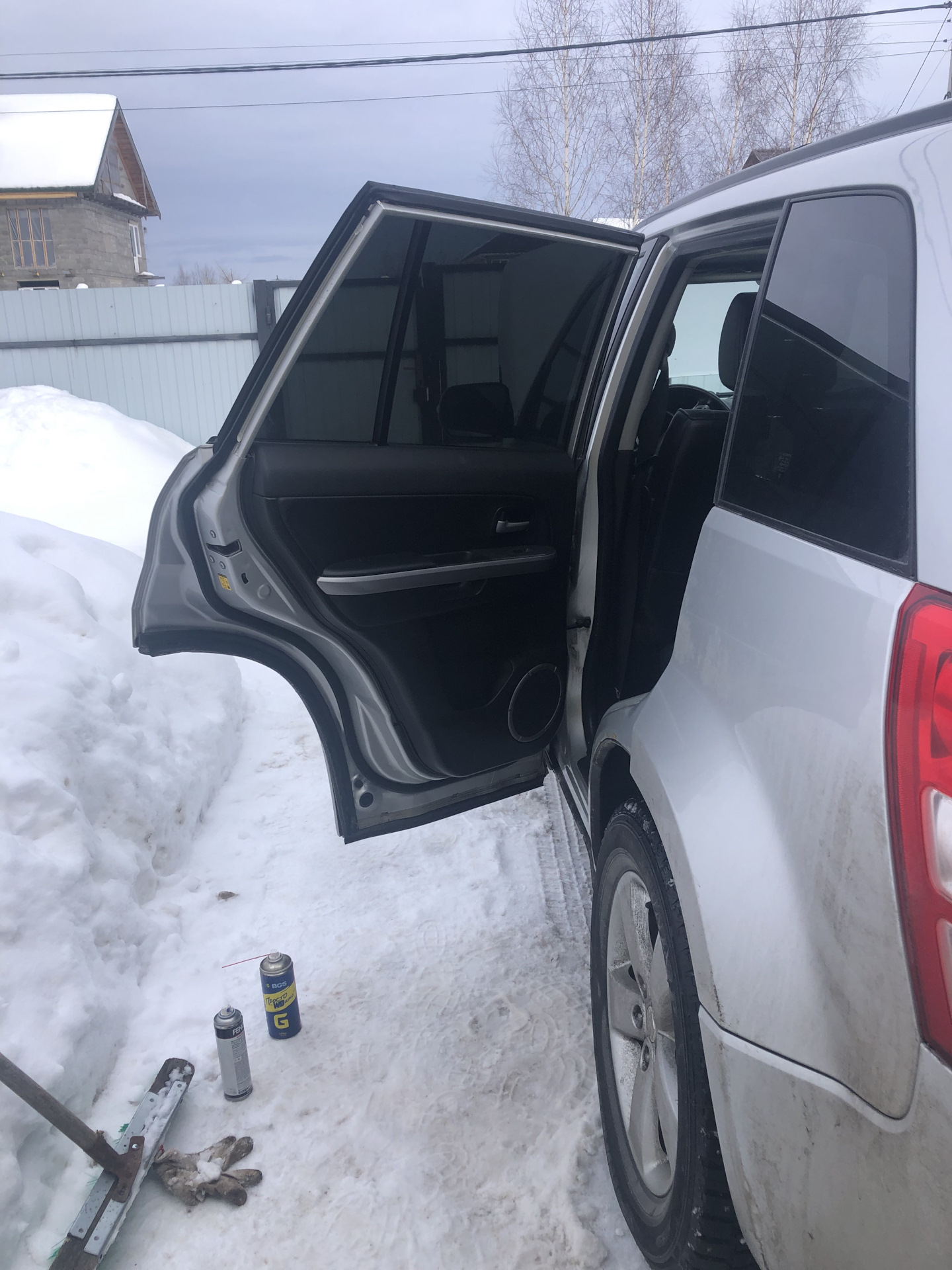 Фиксаторы дверей SGV — Suzuki Grand Vitara (2G), 2,4 л, 2010 года ...