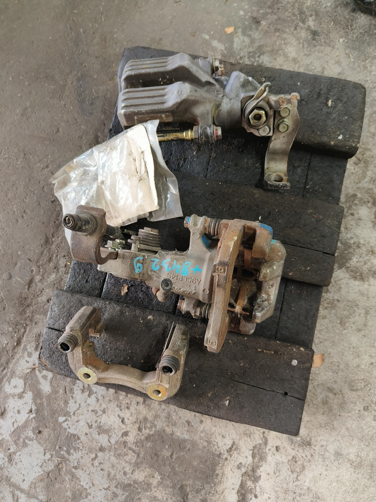 Задние суппорта — Honda Accord (7G), 2,4 л, 2004 года | визит на сервис ...