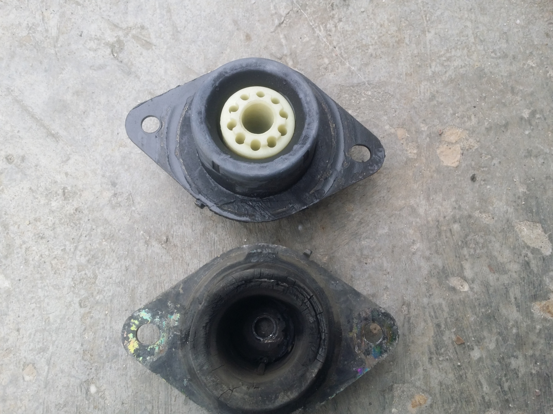 Замена опор ДВС и КПП — Opel Vivaro (1G), 1,9 л, 2004 года | своими ...