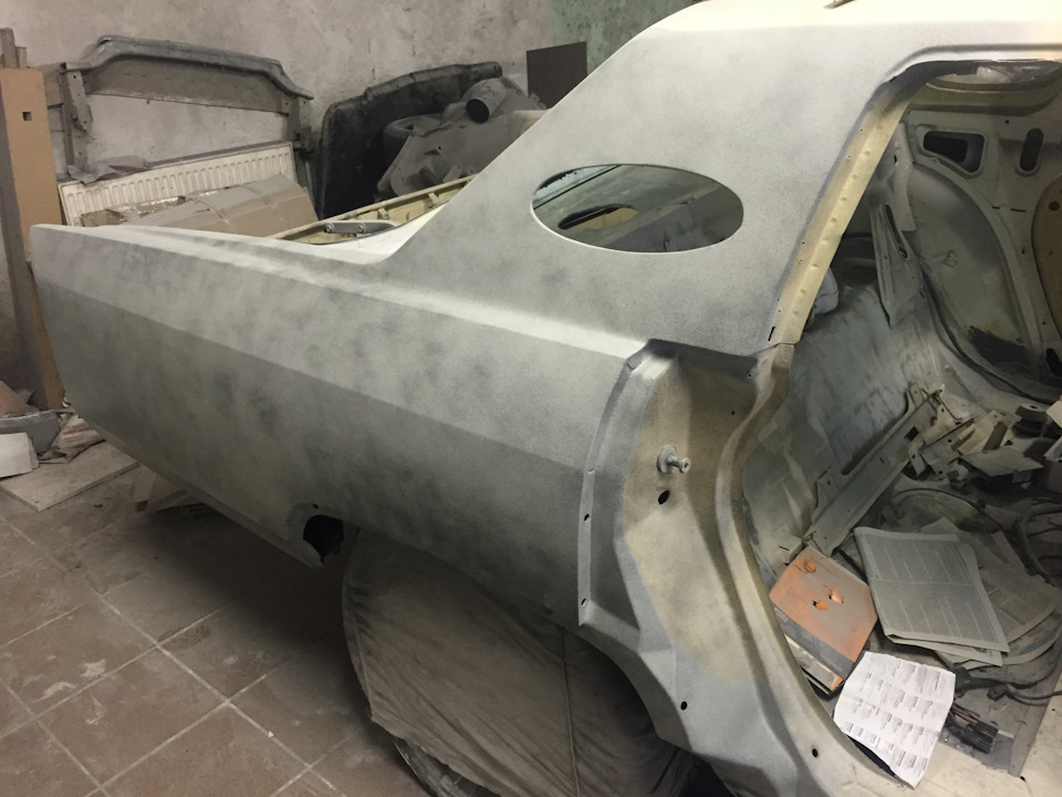 Слесарка закончена, грунтуем кузов перед покраской. — Lincoln ...