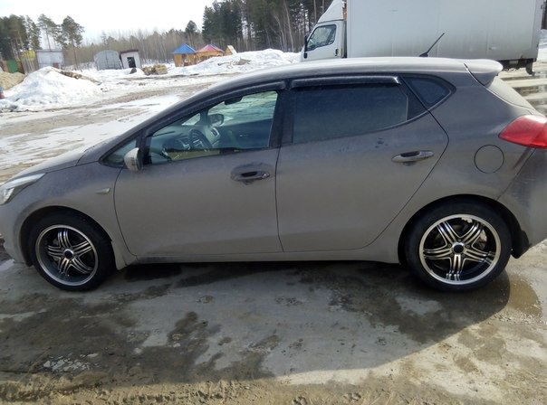 диски R17 — KIA Ceed (2G), 1,6 л, 2013 года | колёсные диски | DRIVE2