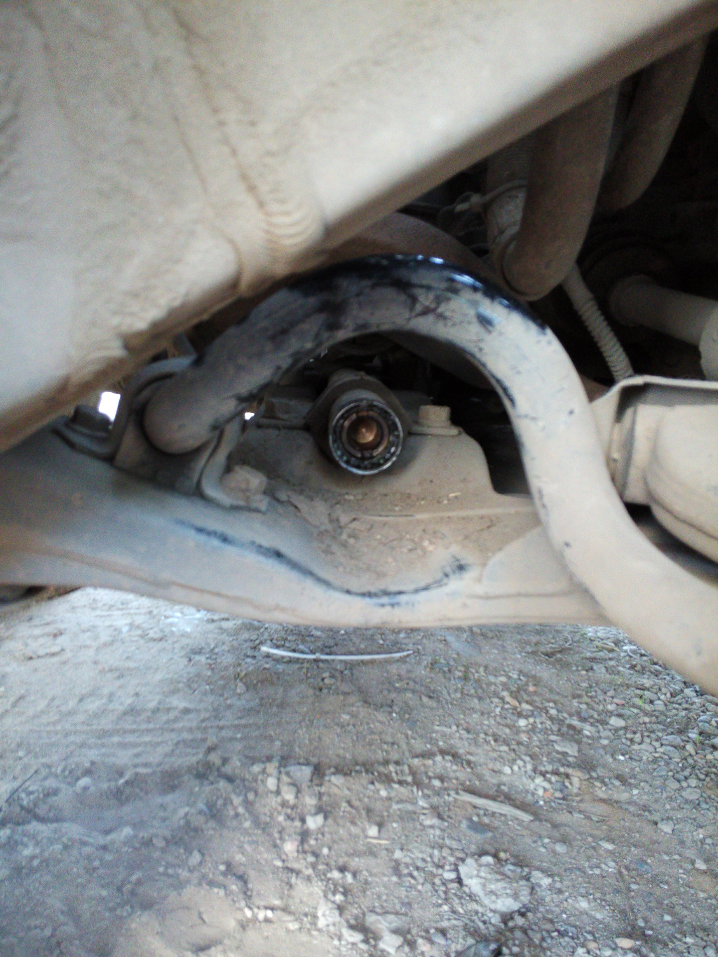 Замена втулки рулевой рейки. — KIA Rio (2G), 1,4 л, 2010 года | своими ...