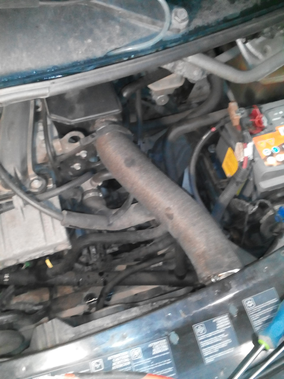 Гофра к воздушному фильтру — Renault Espace III, 2 л, 2000 года ...