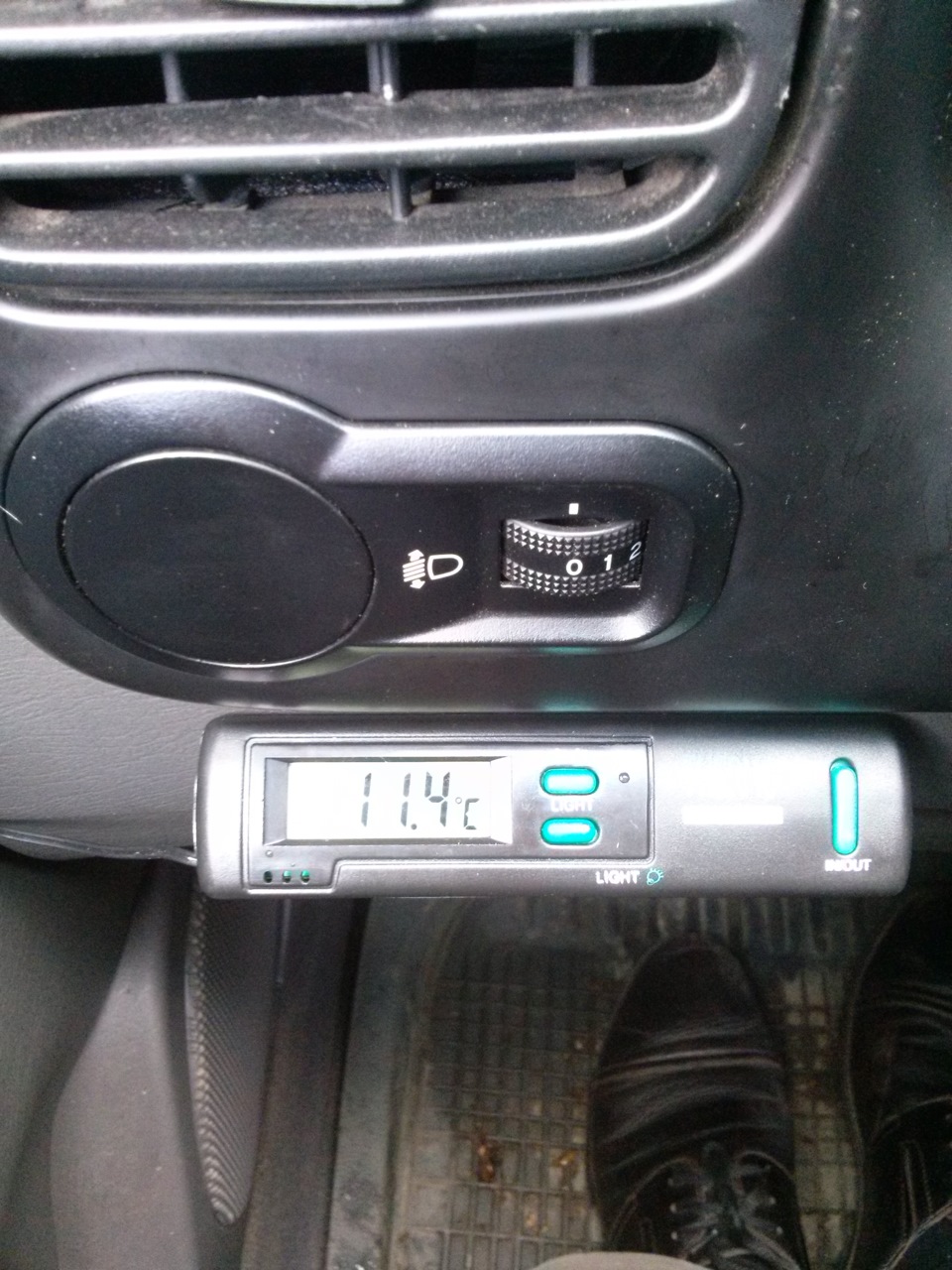 Замена опор двигателя, тормозные колодки — KIA Spectra, 1,6 л, 2006 ...