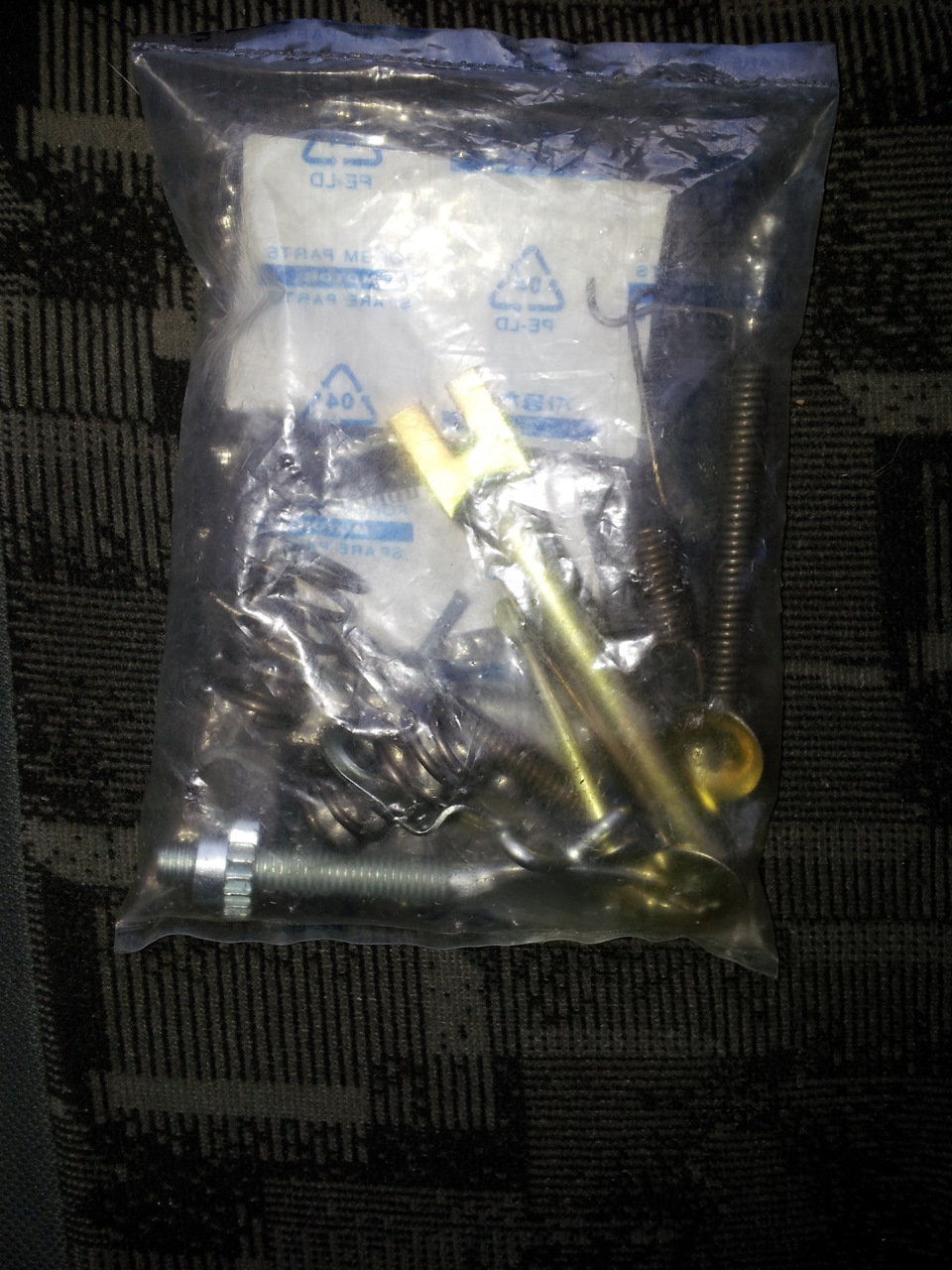 Замена тормозных механизмов задних тормозов и тросов ручника — Daewoo ...