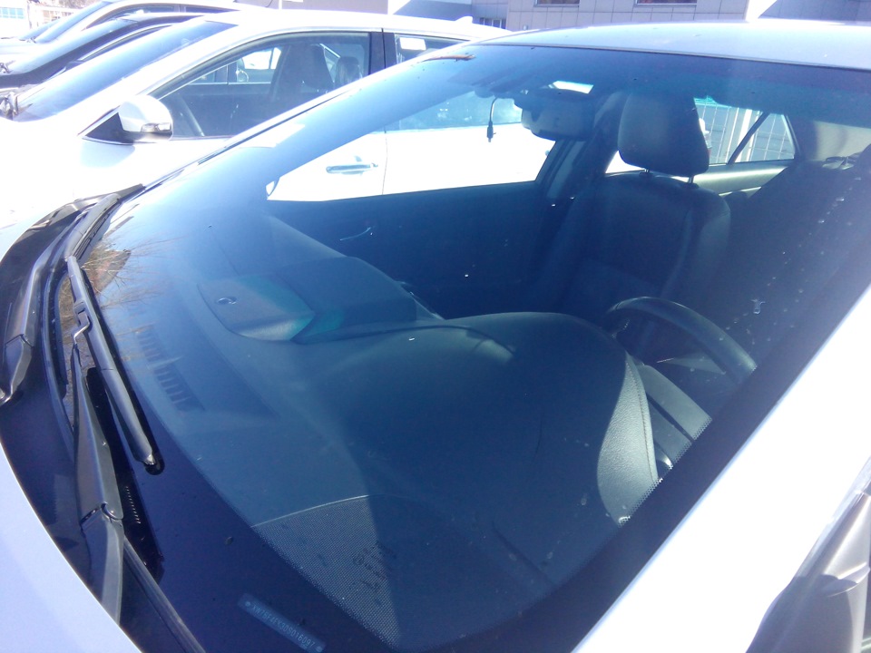 Новое лобовое стекло… — Toyota Camry (XV50), 2,4 л, 2012 года | визит ...