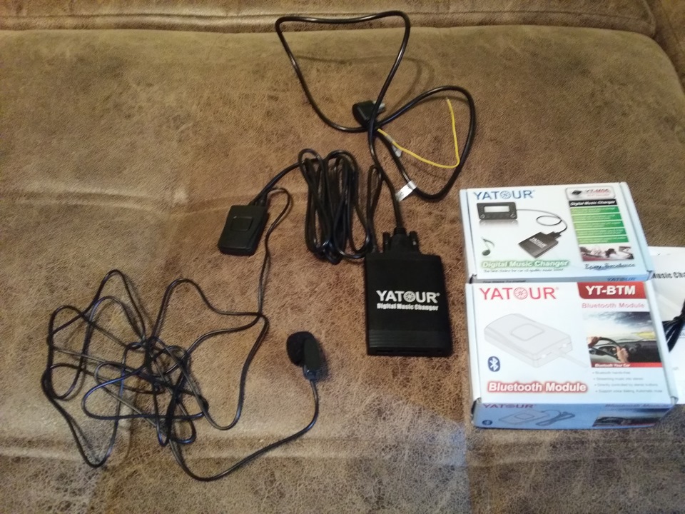 Установил Yatour YT-M06 + YT-BTM — Volvo S80 (1G), 2,4 л, 2005 года | автозвук | DRIVE2