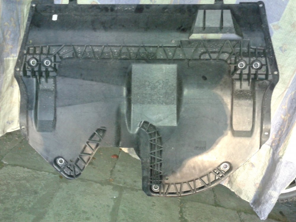 VAG 6R0825901A — SEAT Ibiza (6J), 1,4 л, 2014 года | другое | DRIVE2