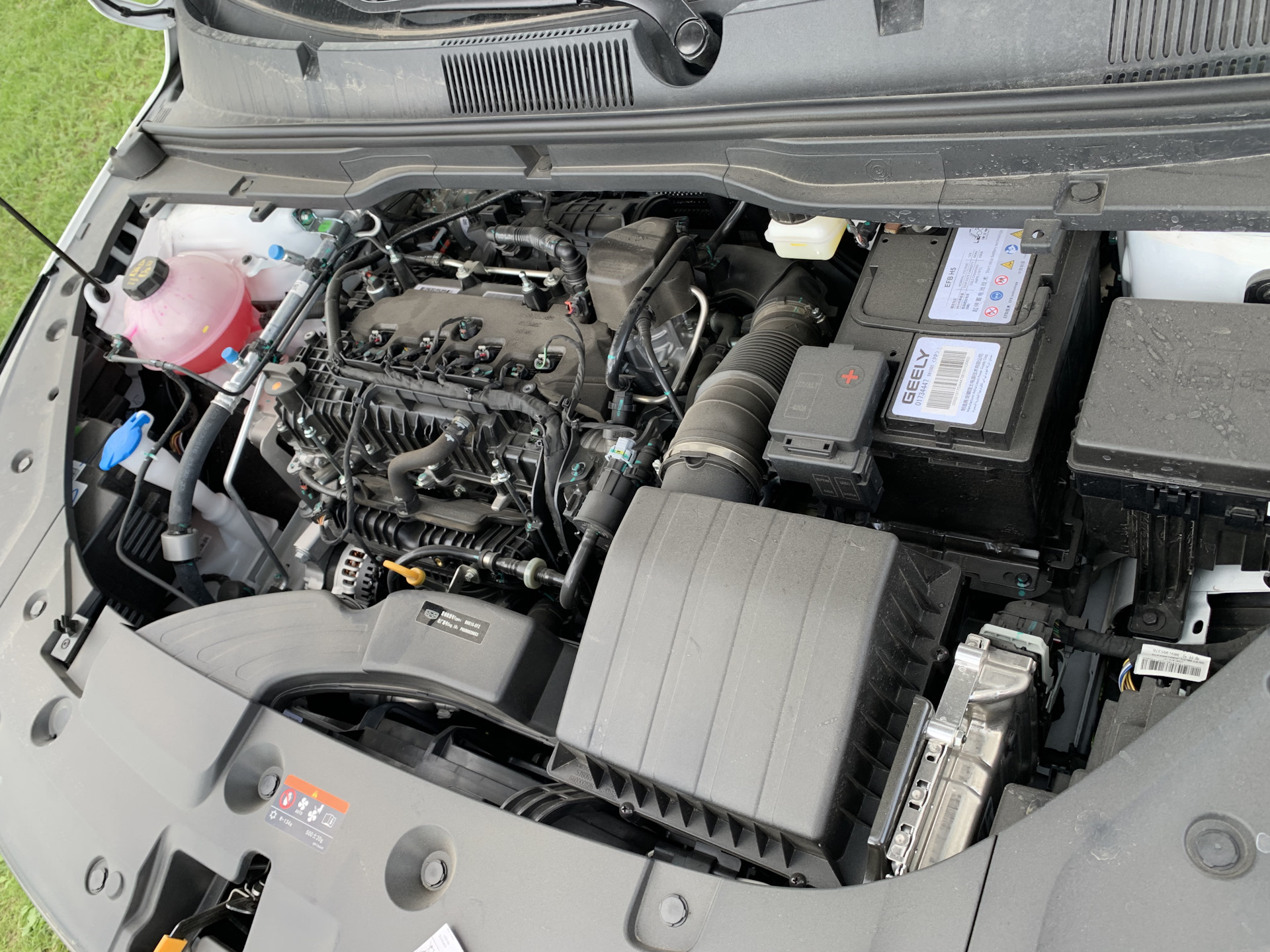 ДВС BHE15-EFZ и его фильтр масляный — Geely Coolray (2023), 1,5 л, 2023 года | расходники | DRIVE2