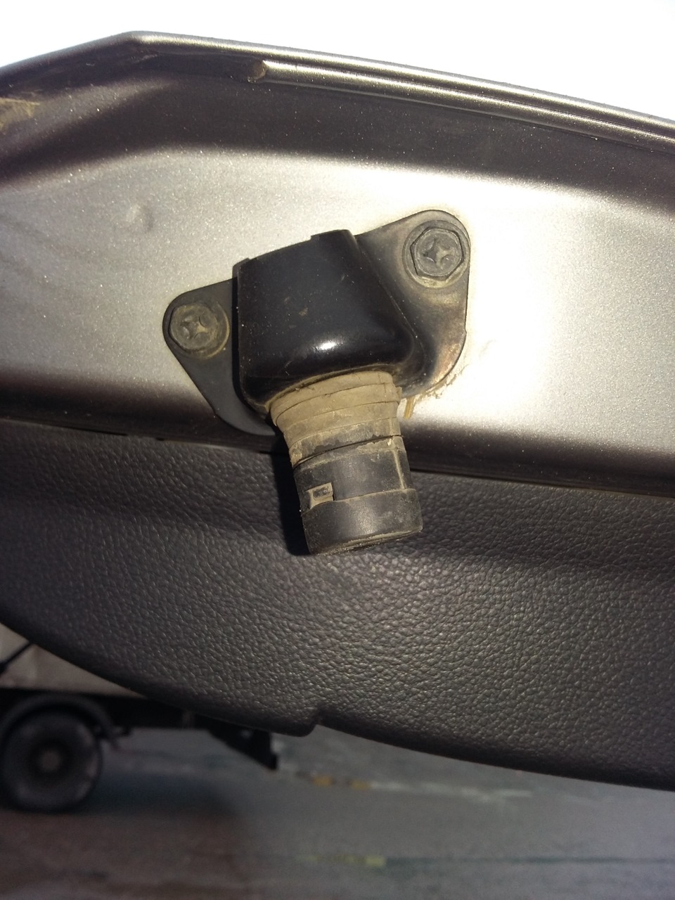 Приятные мелочи — Nissan X-Trail II (t31), 2 л, 2009 года | своими ...