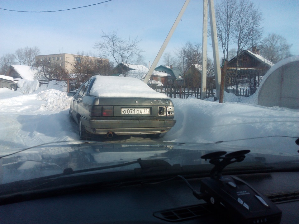 фанарь разбился — Audi 100 (C3), 2,3 л, 1983 года | поломка | DRIVE2