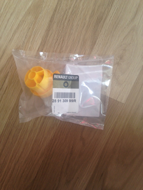 289130999R Крышка бачка стеклоомыв RENAULT | Запчасти на DRIVE2