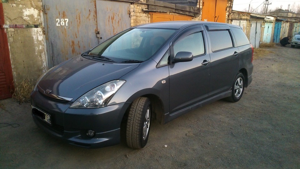 Фото после мойки. — Toyota Wish (AE10), 1,8 л, 2004 года | мойка | DRIVE2