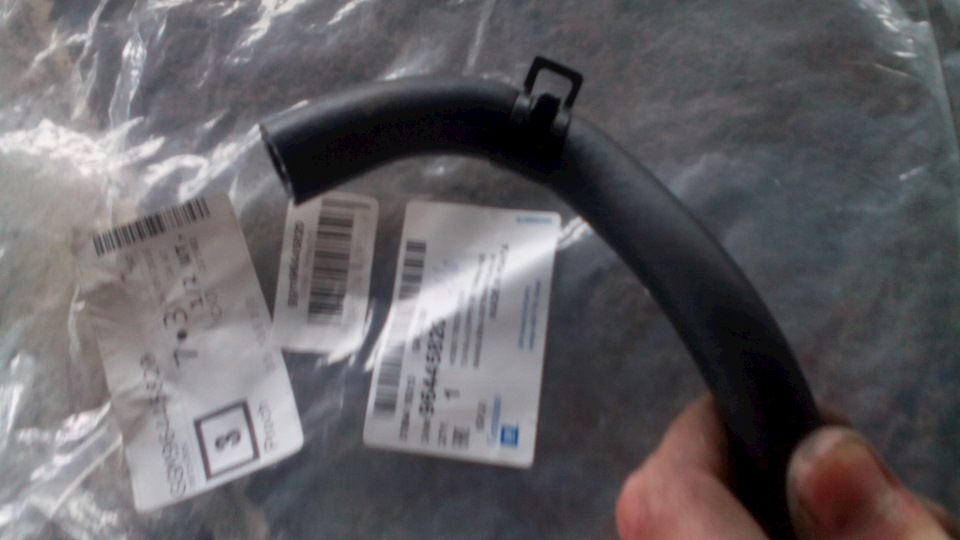 Тот самый патрубок! — Chevrolet Lacetti SW, 1,6 л, 2011 года | своими ...