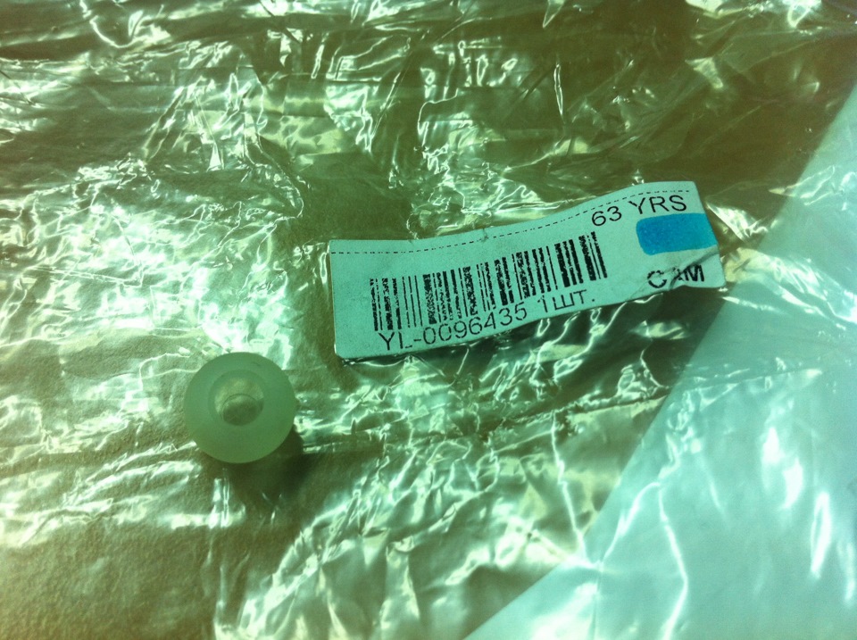 закулисье — Volkswagen Polo Hatchback Mk3, 1 л, 2000 года | своими ...