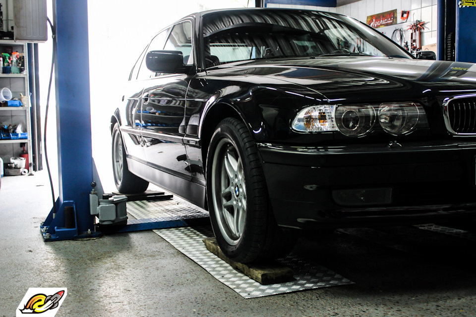 Установка тормозной системы D2 RACING на BMW E38 — ROCKETLAB на DRIVE2