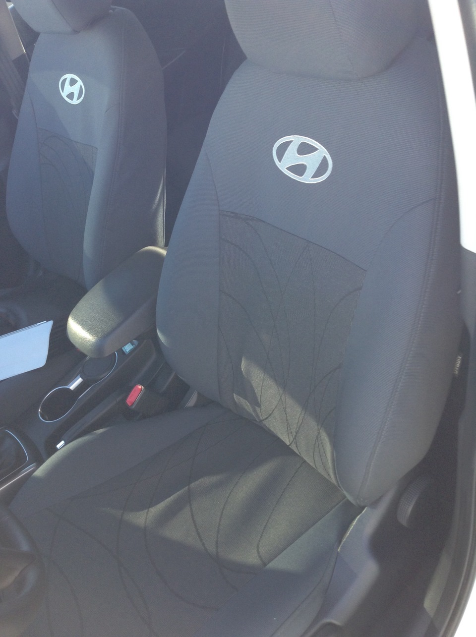 Родные чехлы — Hyundai i30 (2G), 1,4 л, 2012 года | аксессуары | DRIVE2