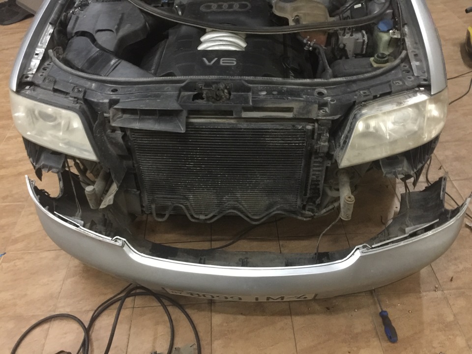 Снял бампер ) — Audi A6 (C5), 2,4 л, 1998 года | кузовной ремонт | DRIVE2