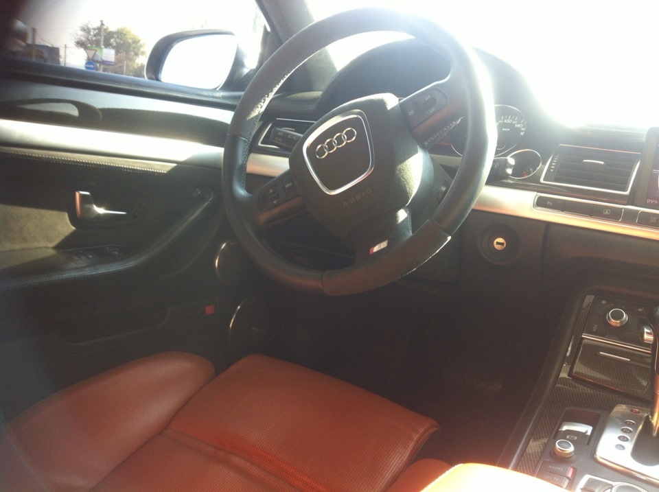 Салоны Ауди наверное самые красивые — Audi S8 (D3), 5,2 л, 2007 года | наблюдение | DRIVE2
