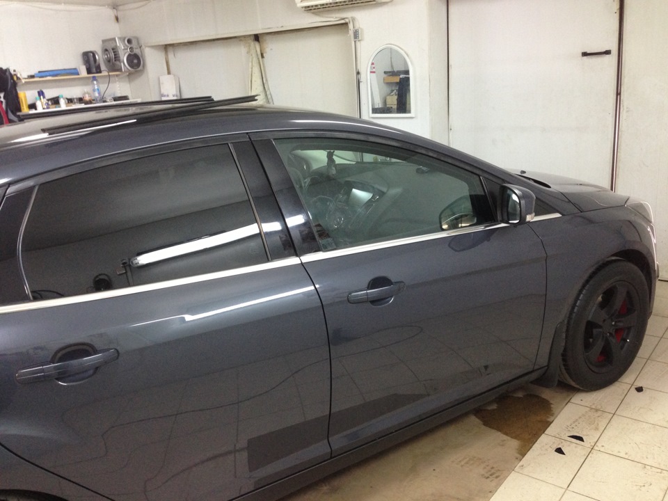 Так называемая термальная пленка. — Ford Focus III Hatchback, 1,6 л ...