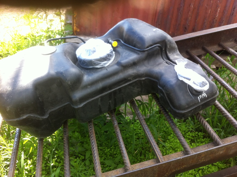 Капает бенз, отвалилась заплата с бака. — Daewoo Matiz (M100/M150), 0,8 ...